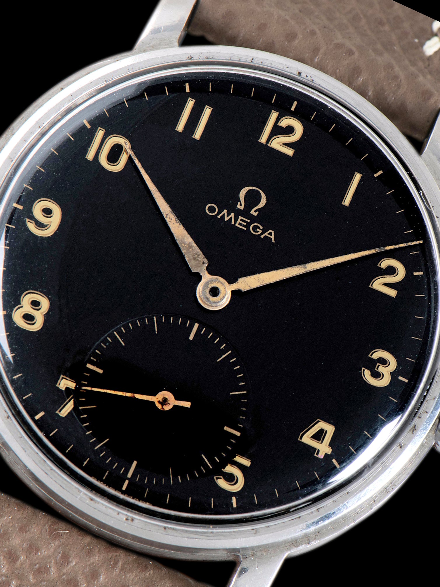 1944 Omega Dress Watch 'Cal. 30T2' Black Gilt Dial