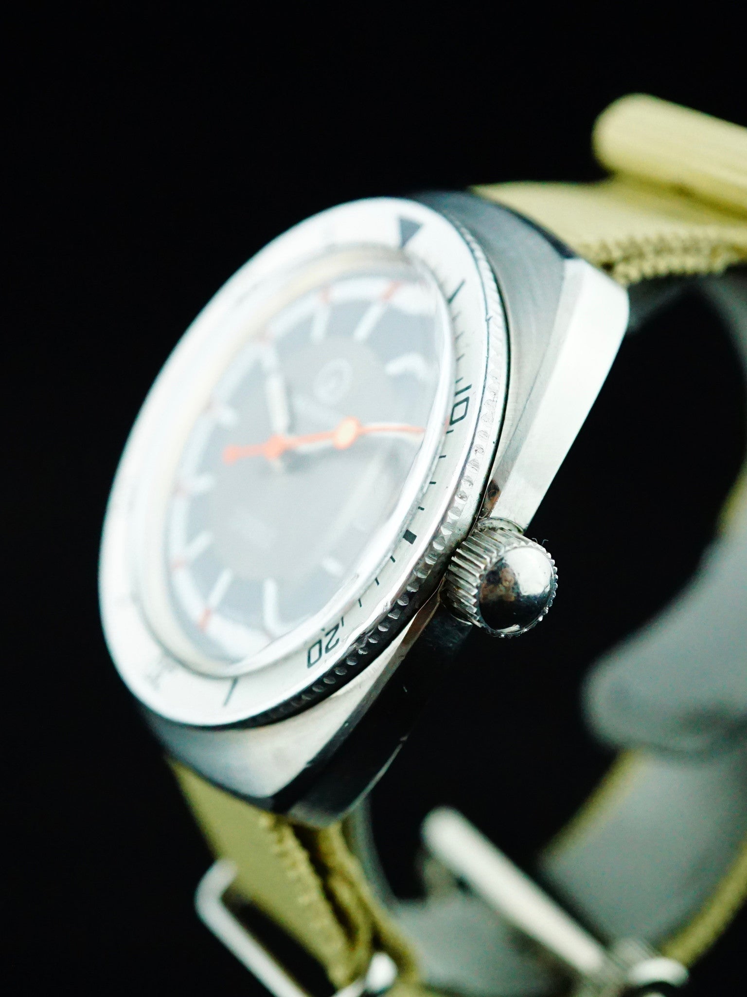 1970's AQUADIVE 20 Atm Dive Watch