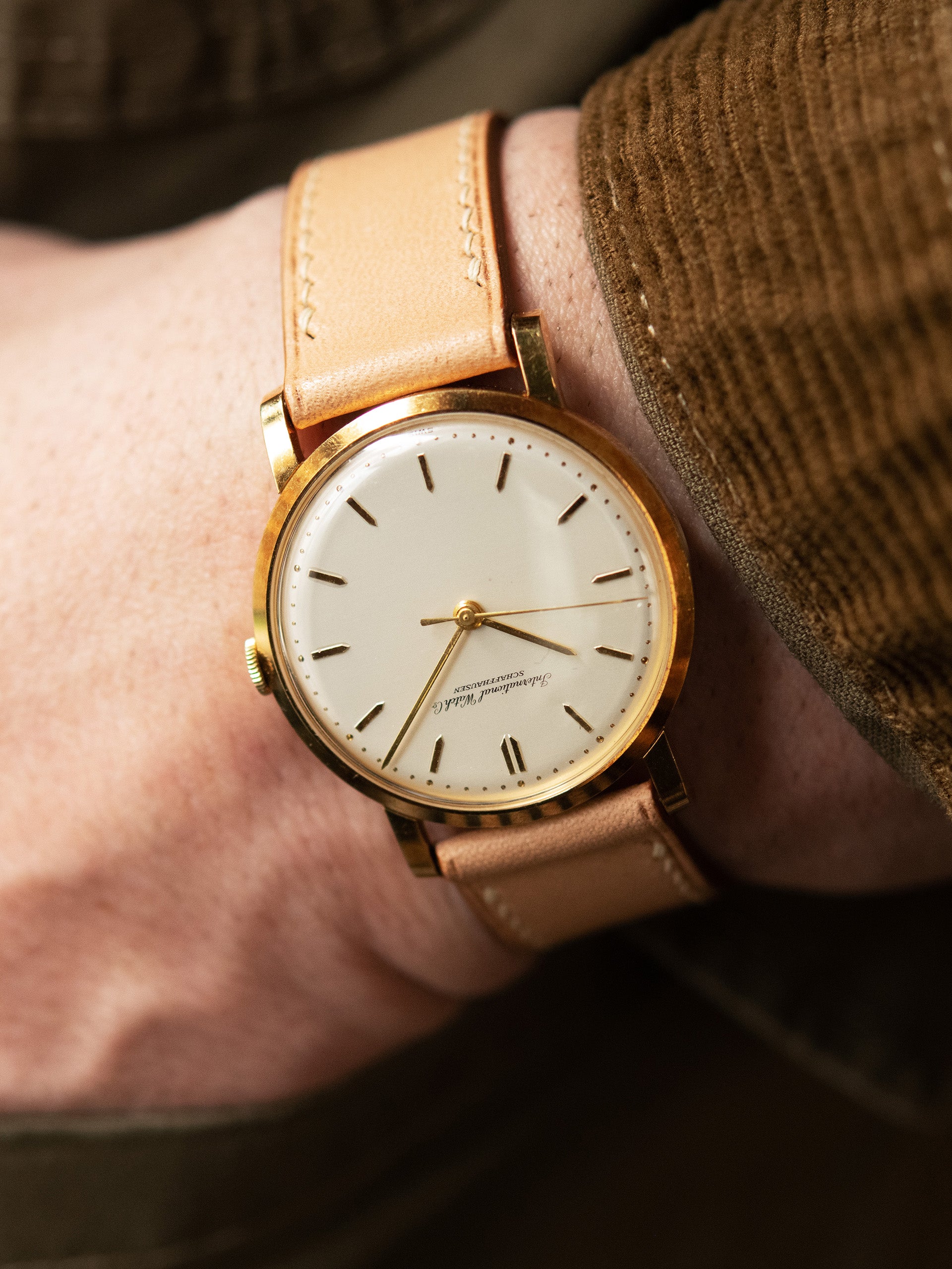 1960s IWC Calatrava 18K YG (Ref. R1205) "Cal. 401"